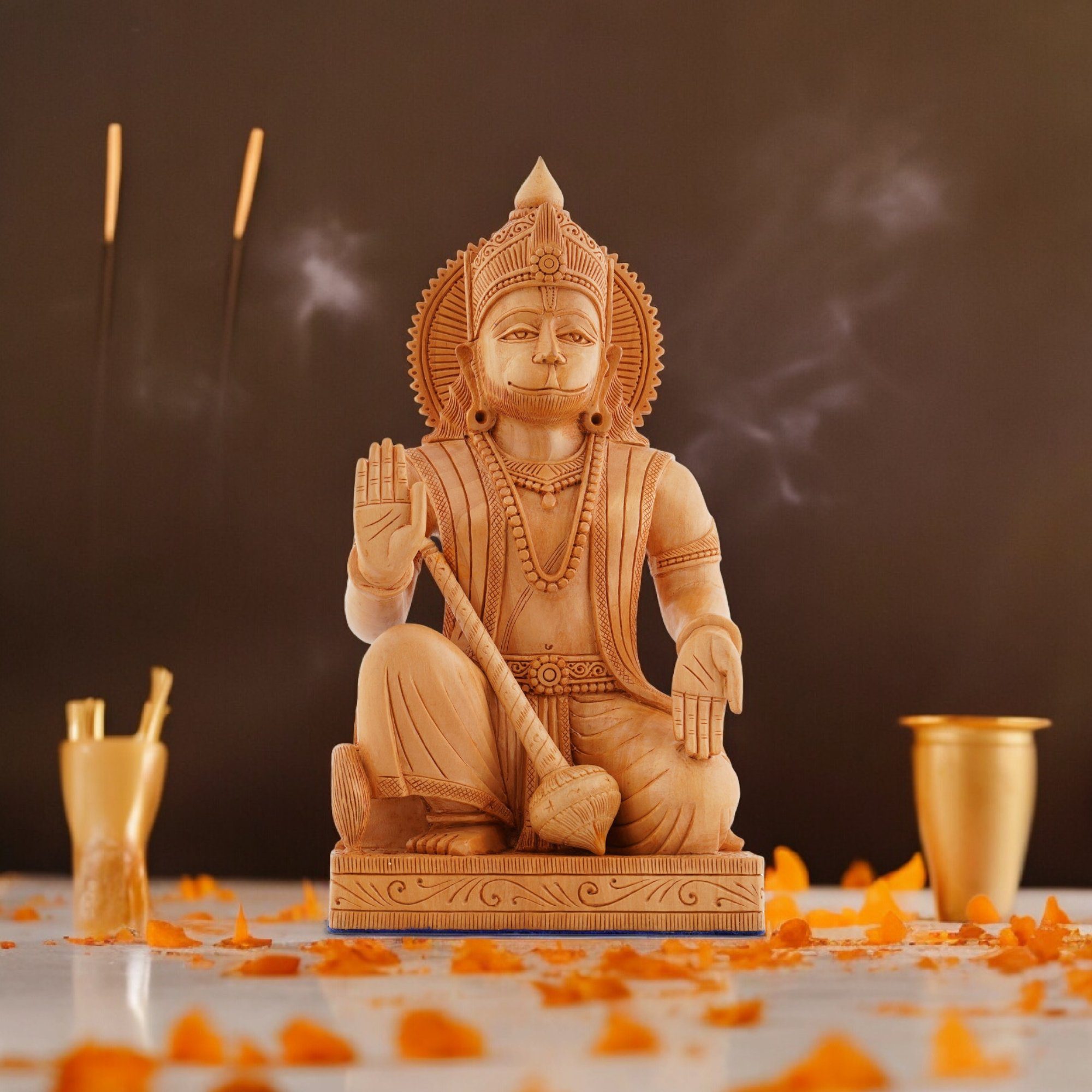 Wooden Hanuman Idol - Handmade Hindu Religiose Statue